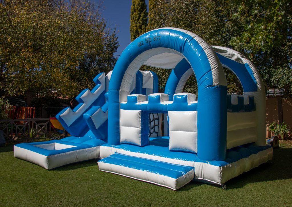 Blue Ice Jumping Castle - Bloemfontein Jumping Castles | Rinas Jumping ...